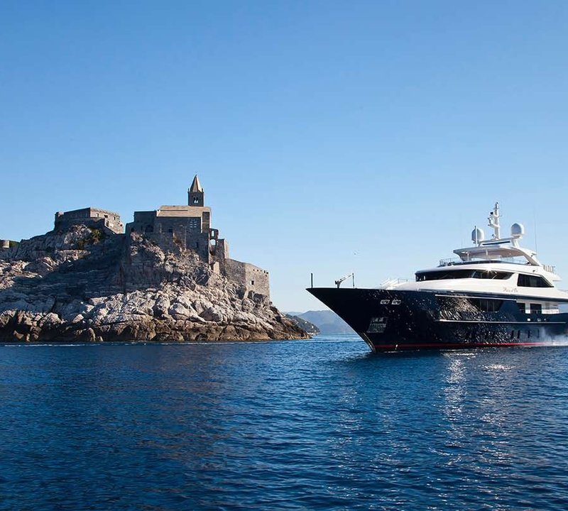 Princess Mariana. | CHARTERWORLD Luxury Yacht Charters
